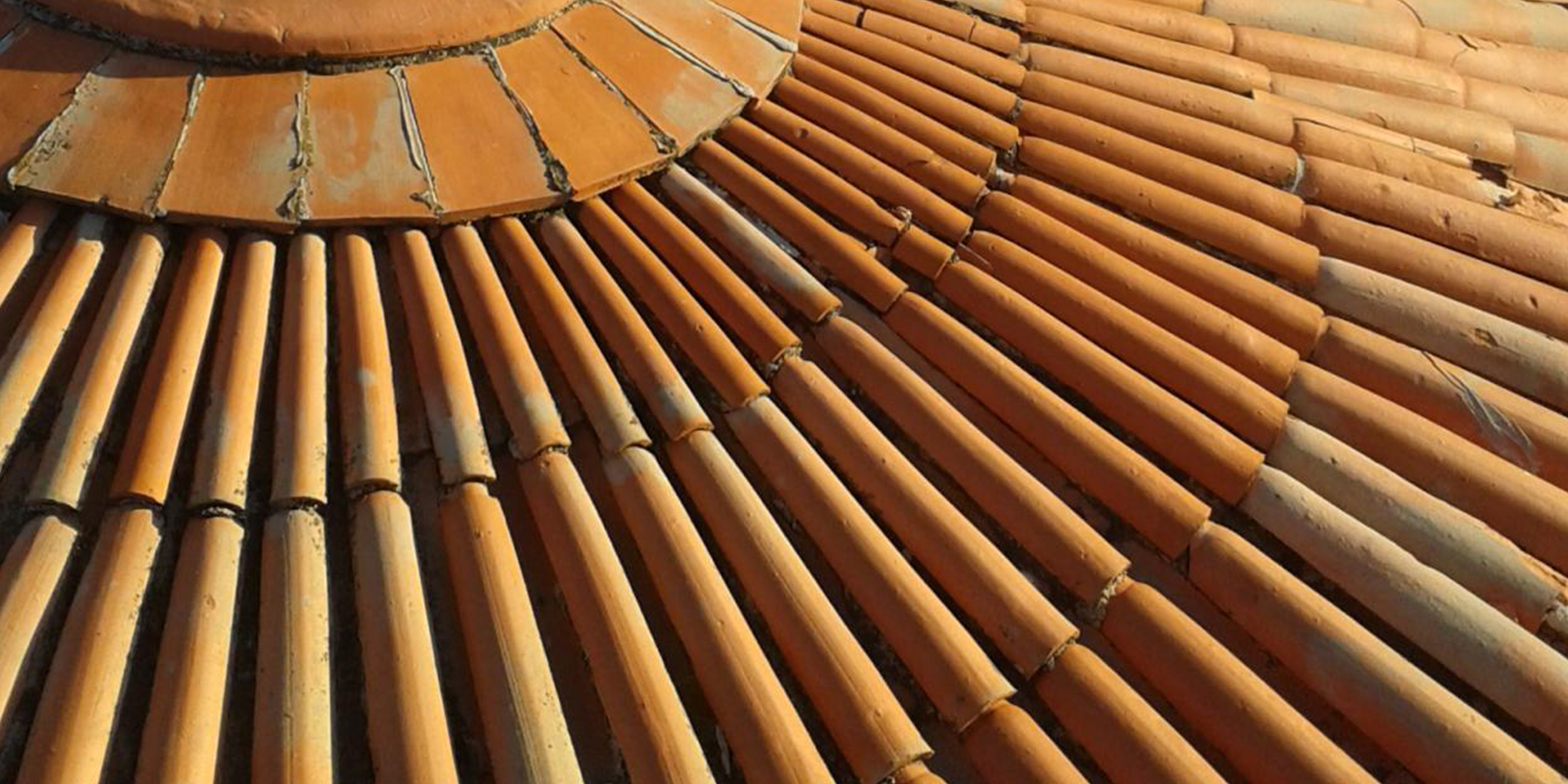 Contact | Entreprise toiture | Couvreur Marseille | Fuite toiture | Devis